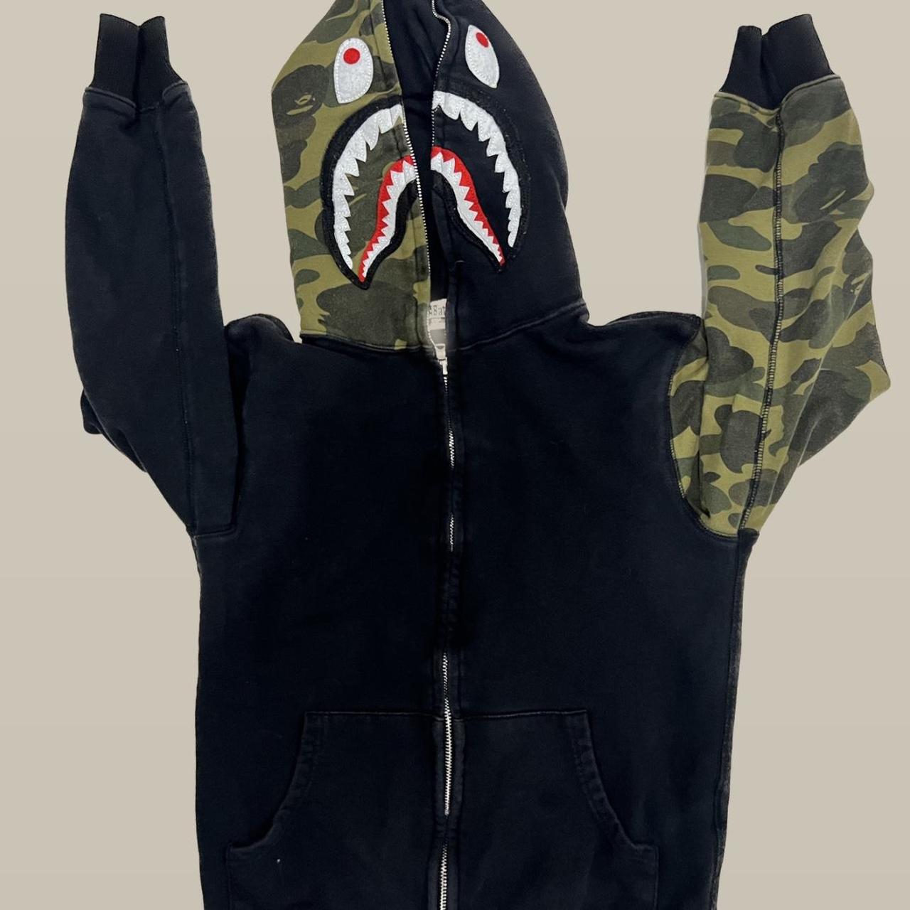 🟢 BAPE 🟢 Bape size S sweater ! Used but in good... - Depop