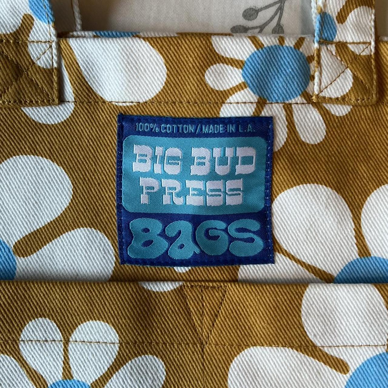 Big Bud Press Women's Yellow and White Bag | Depop