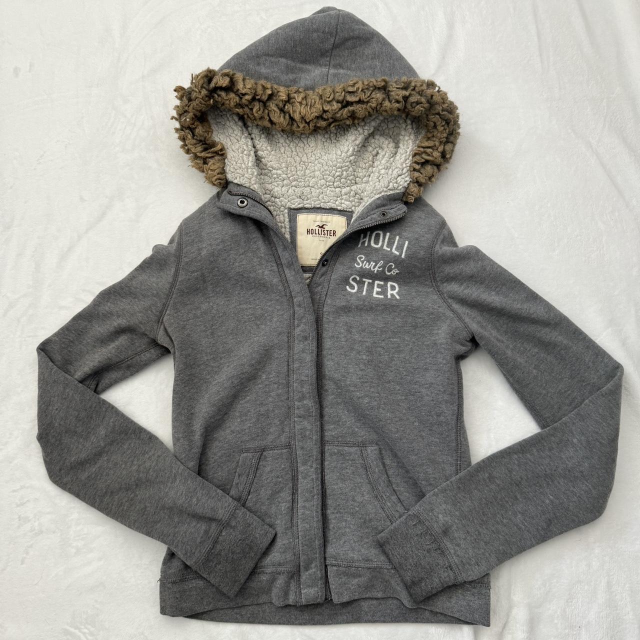 y2k hollister fur hoodie 🖤faux fur lined... - Depop
