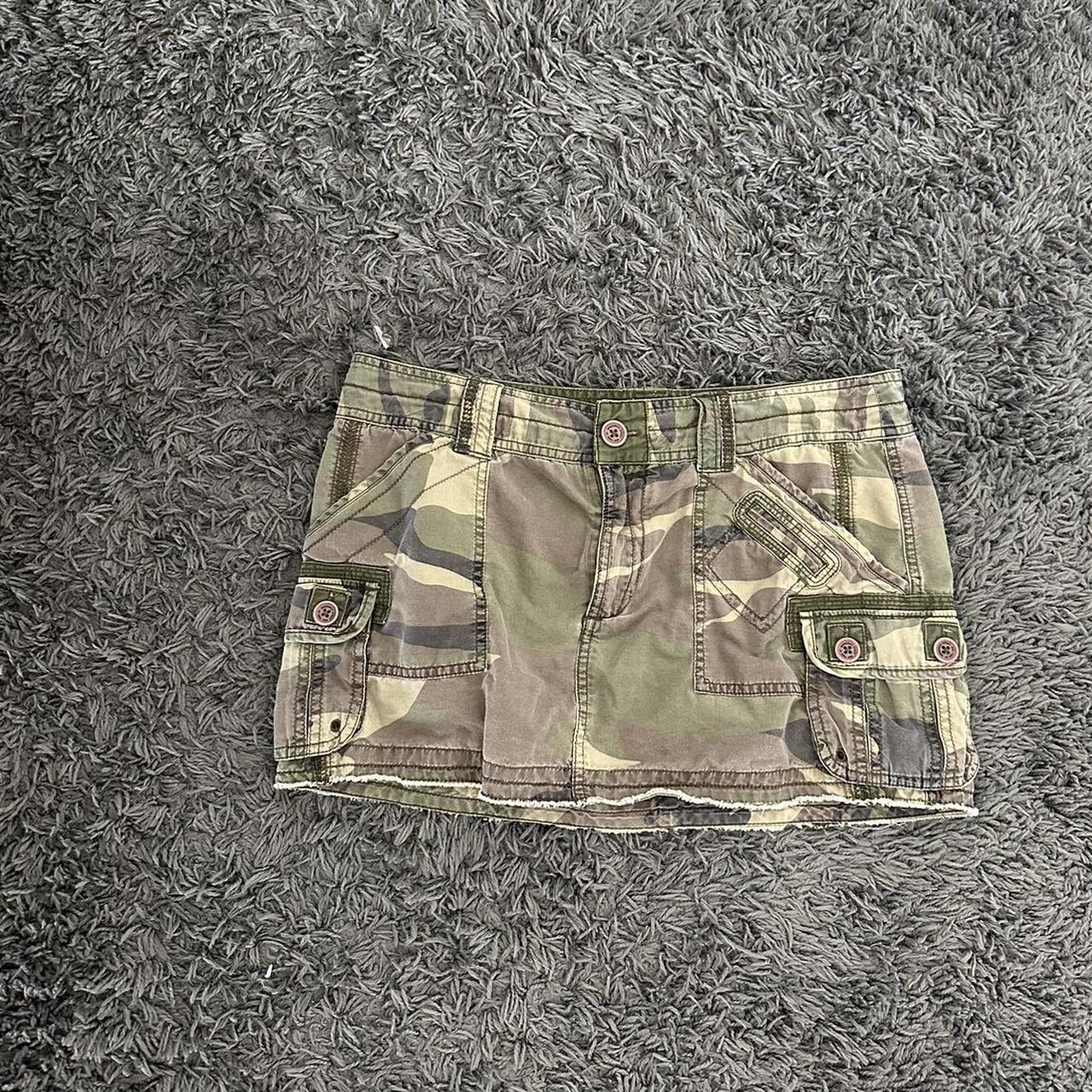 Army green camouflage mini skirt 💚 Size 6... - Depop