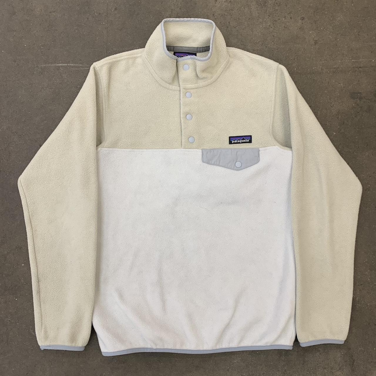 vintage Y2K Patagonia two tone pocket fleece... - Depop