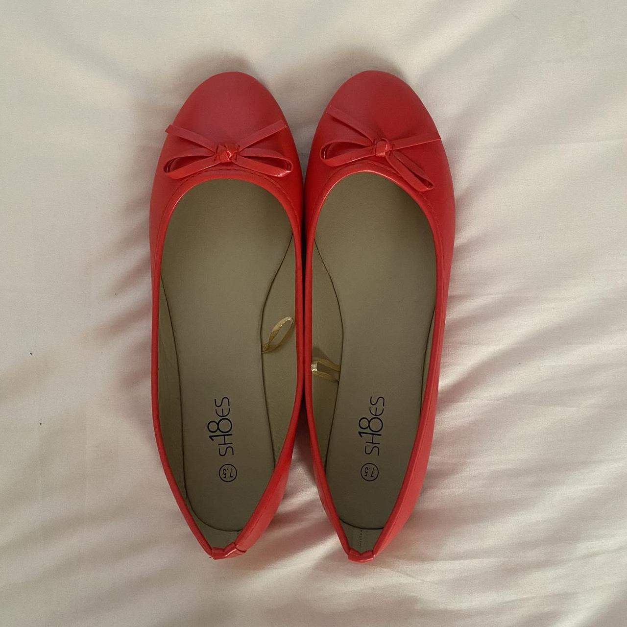Bright red ballet flats♥️ so adorable also never worn... - Depop