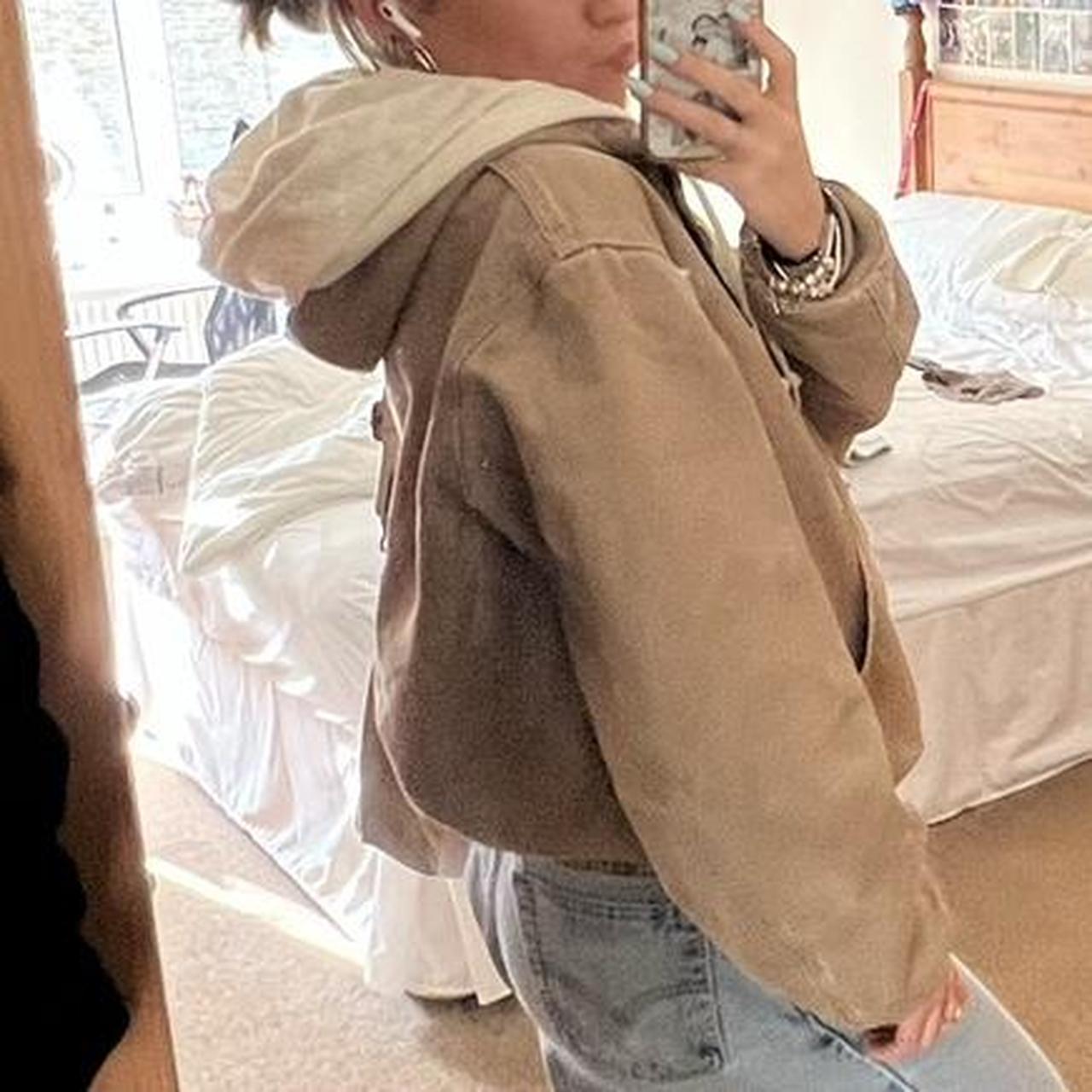 Carhartt mens hooded cream active jacket🌌🌌 Size... - Depop