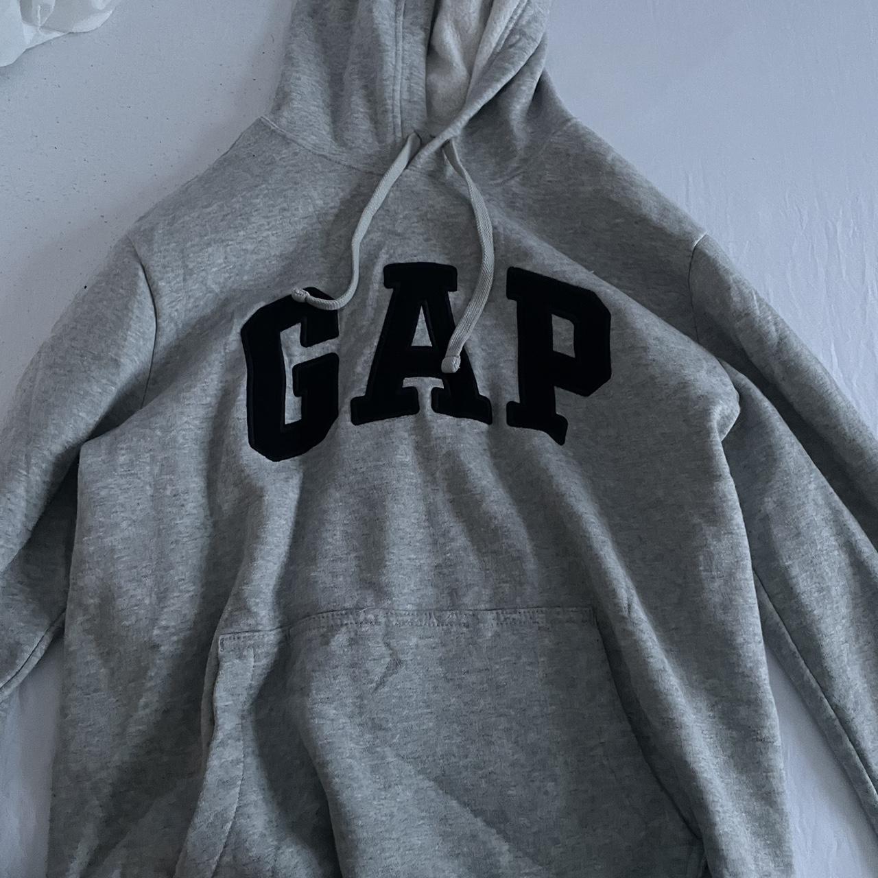 medium grey gap hoodie, only worn once or... - Depop