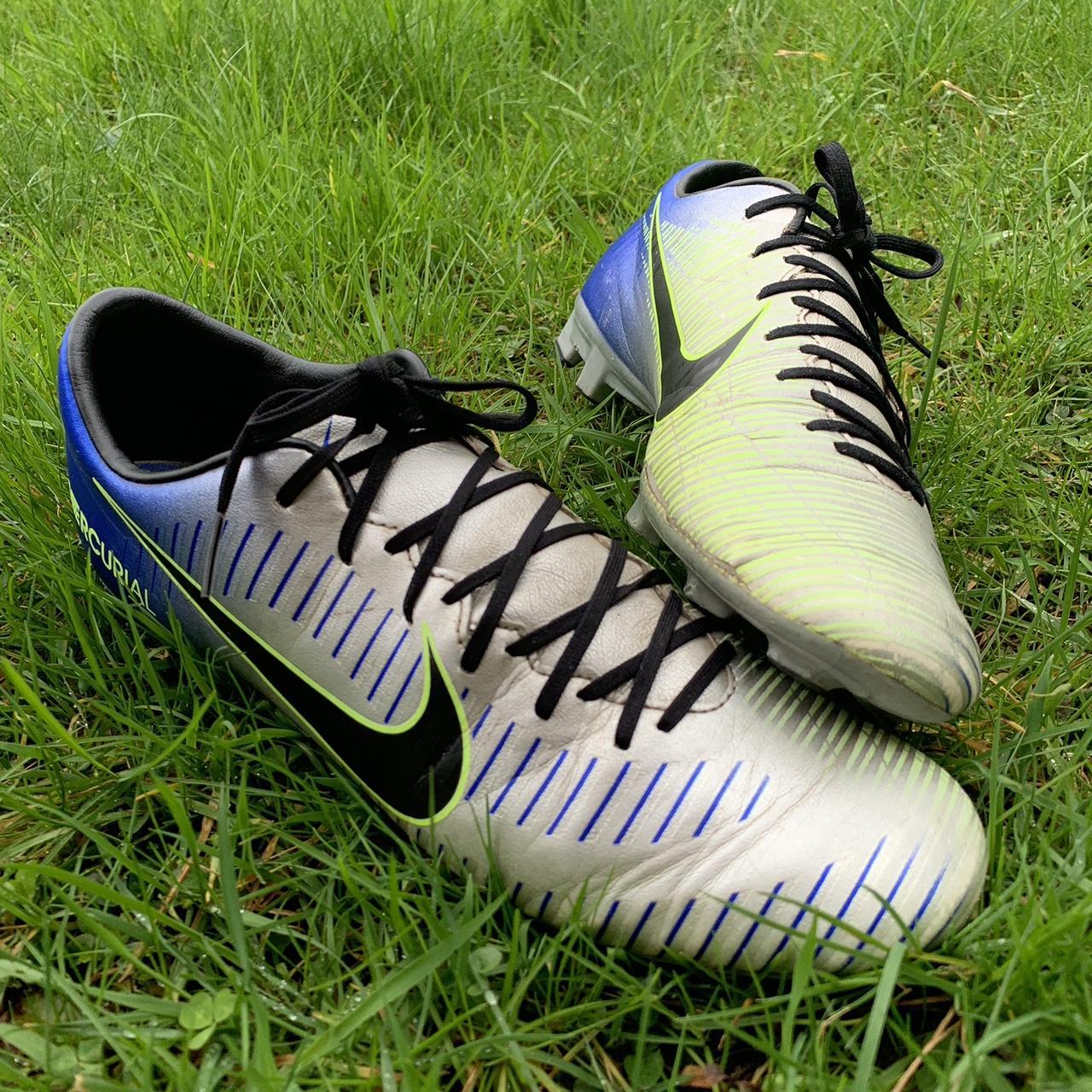 Nike Silver and Blue Ball-sports | Depop