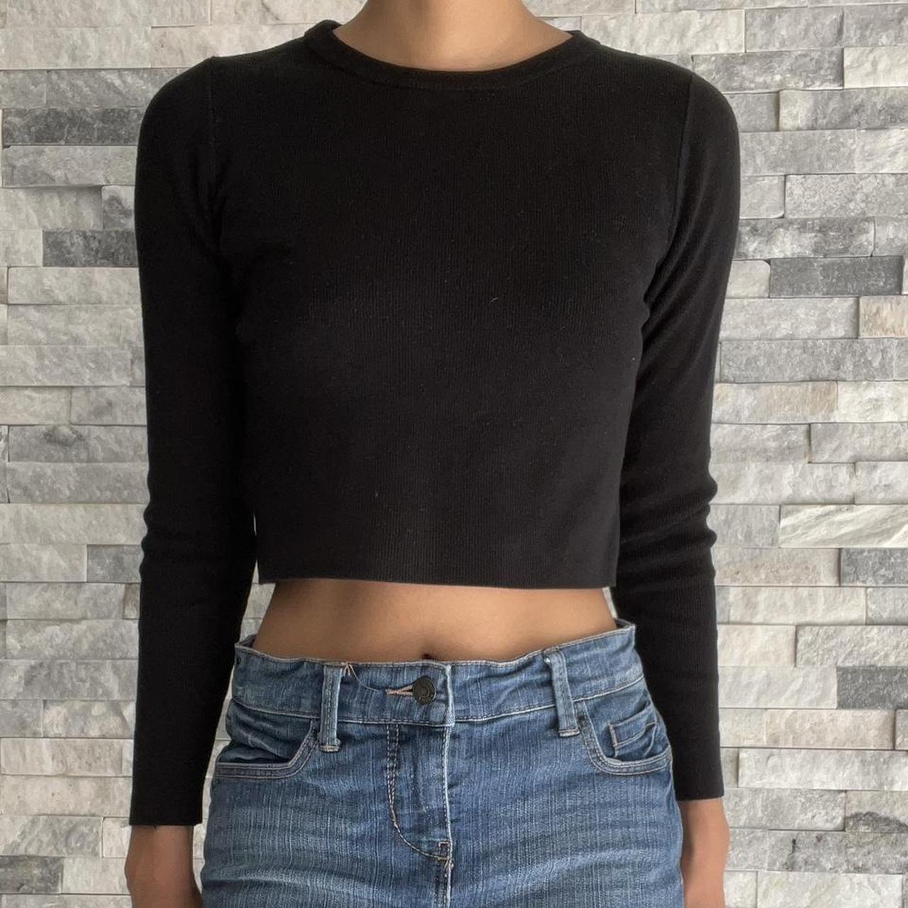 Forever 21 basic long sleeve black crop top size... - Depop