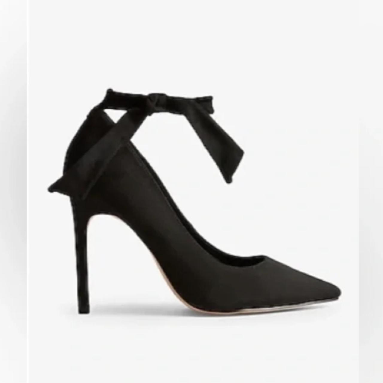 Express heels with tie around ankle Size women's... - Depop