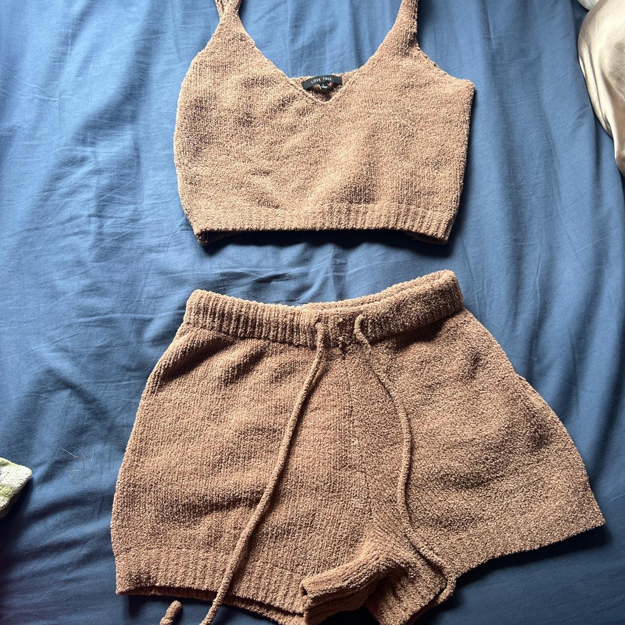 Fuzzy lounge set Tagged size L but I think fits M... - Depop