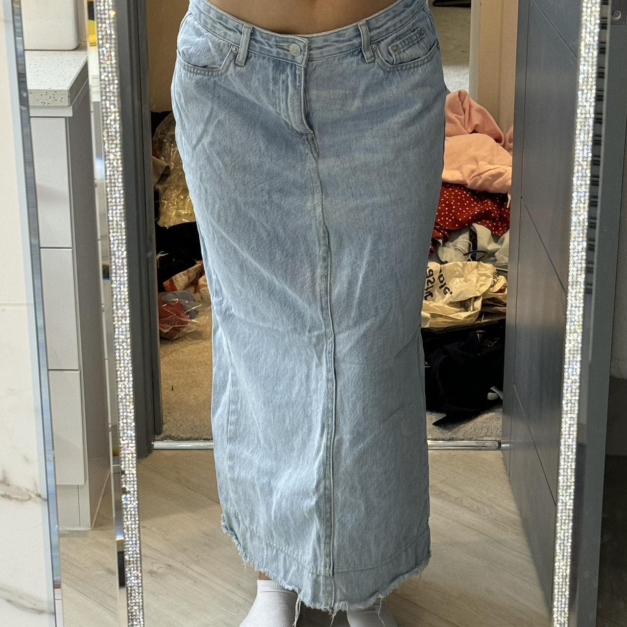 Glassons Australian denim maxi skirt size: 8 - Depop
