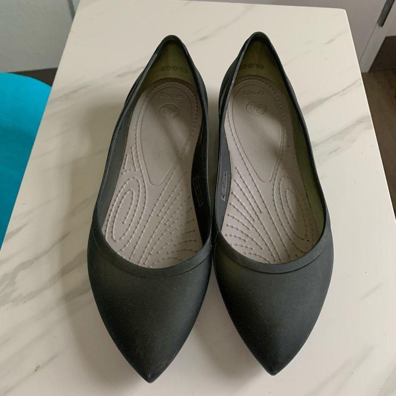 Crocs Women's Grey Brogues | Depop