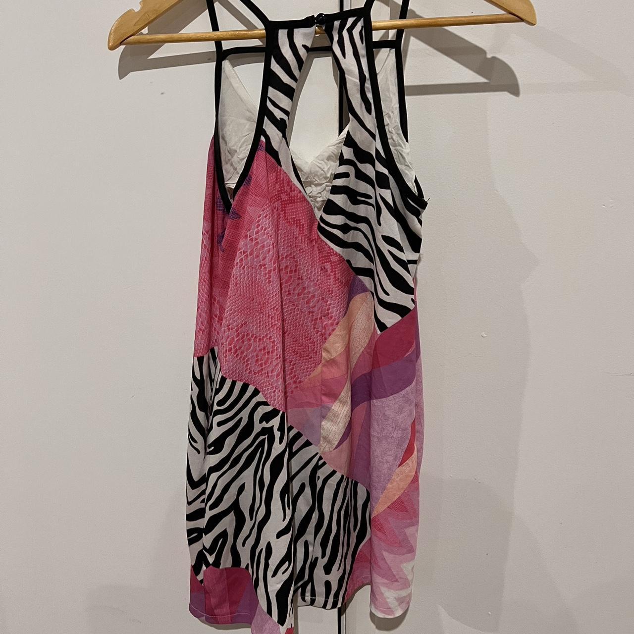 Semi formal wear Pink pattern dress Size 6... - Depop