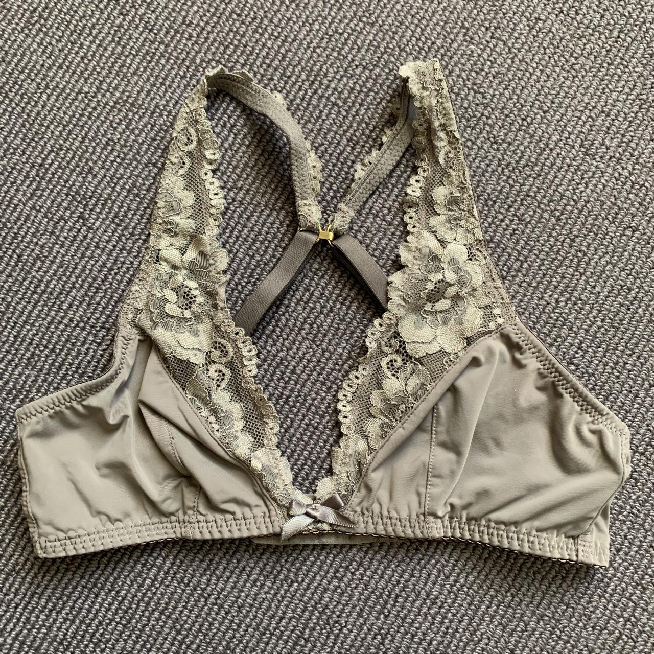 H&M Women's Bra | Depop