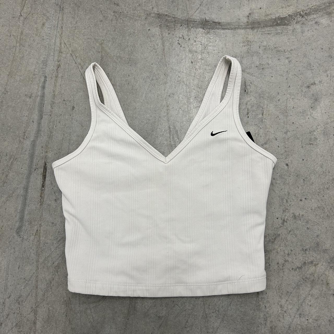 Super cute Y2K sportswear Nike cropped tank Goes... - Depop