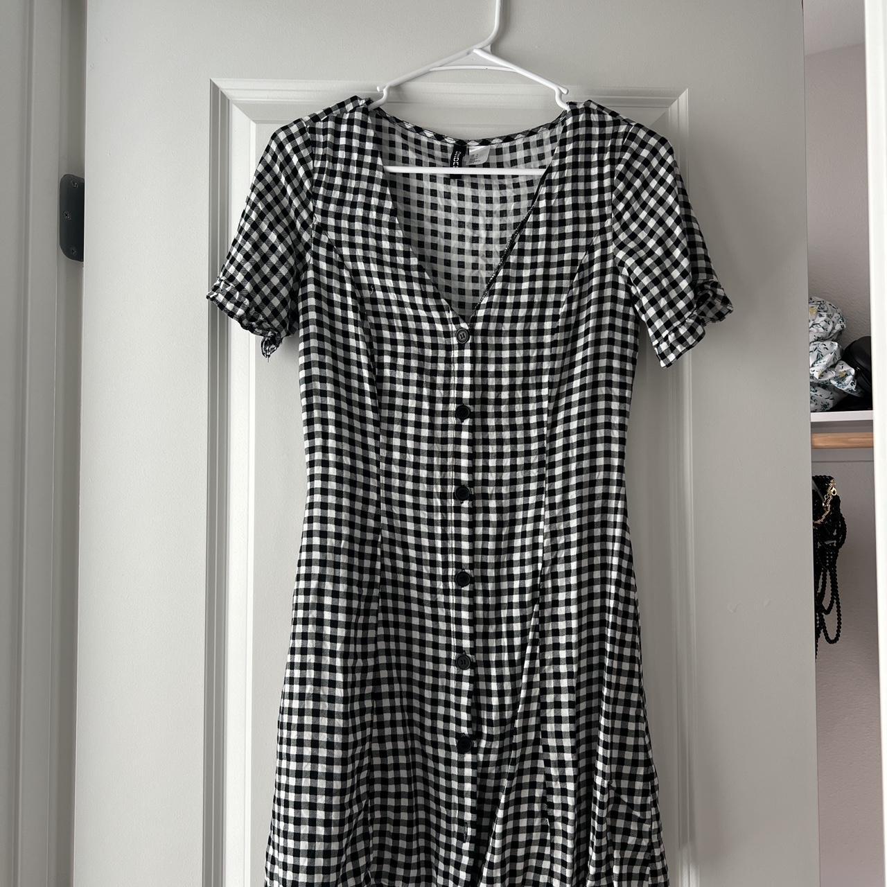 Divided checkered sundress - super cute and... - Depop