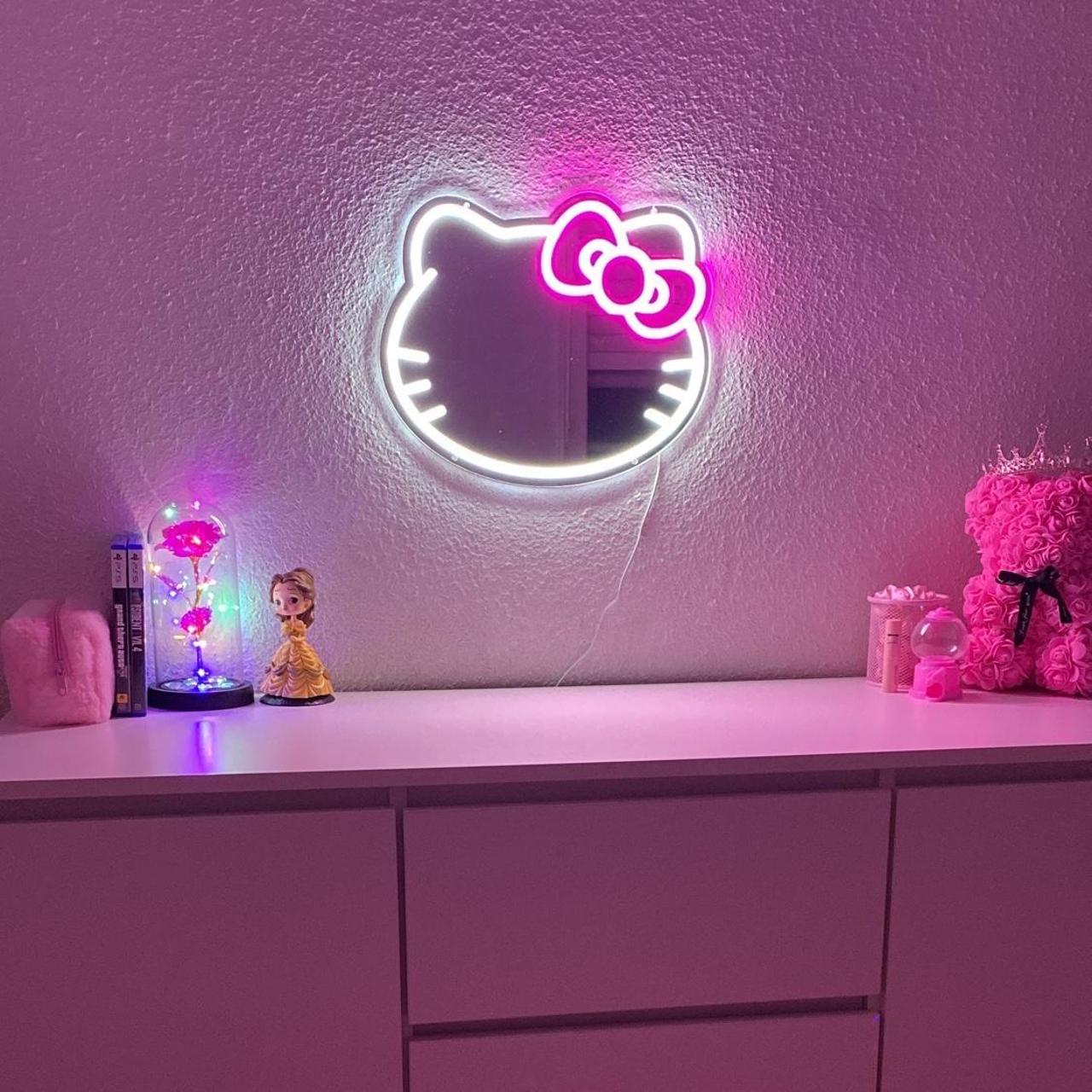 Hello kitty mirror Beautiful light up hello kitty... - Depop