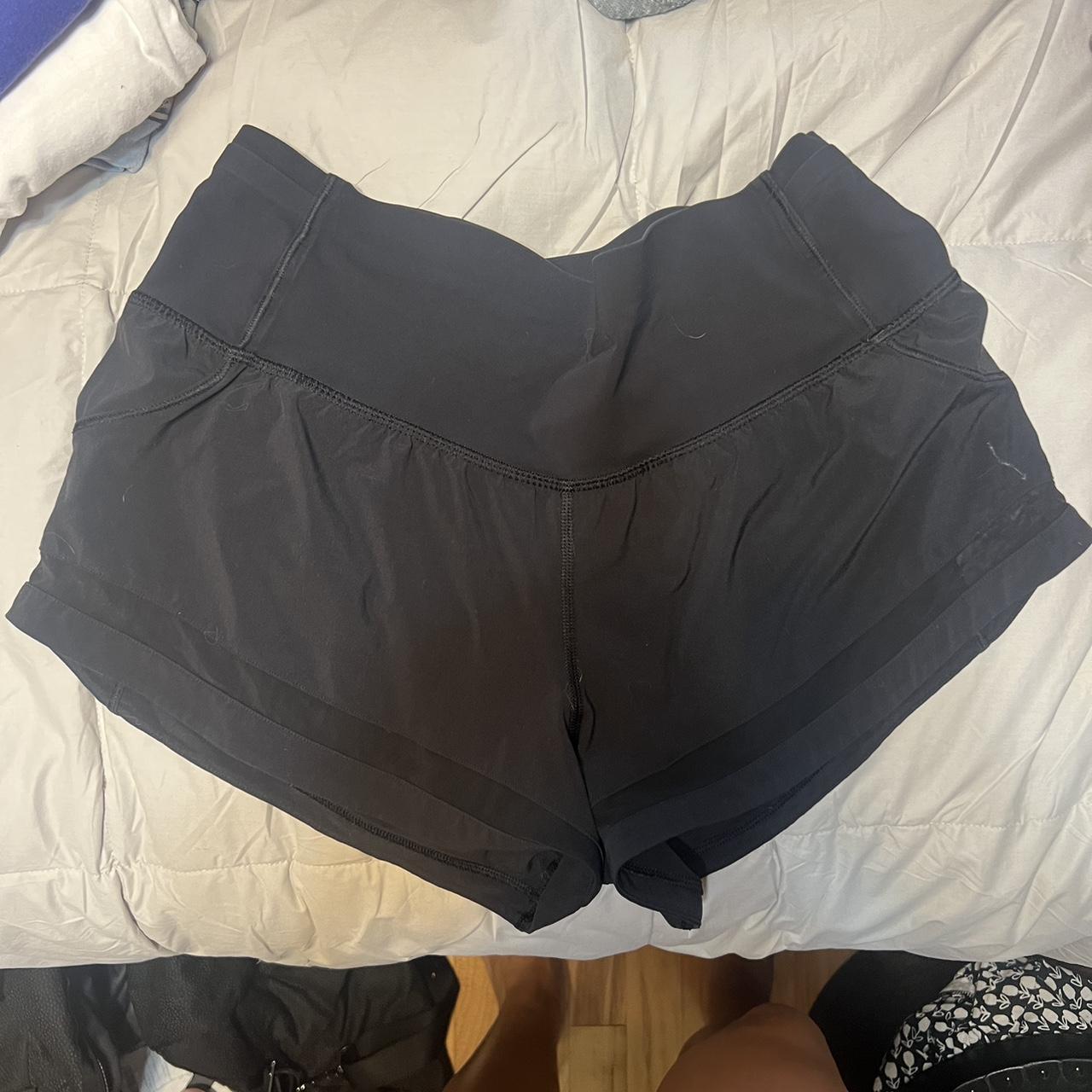 Lululemon shorts Size 6 Worn - Depop