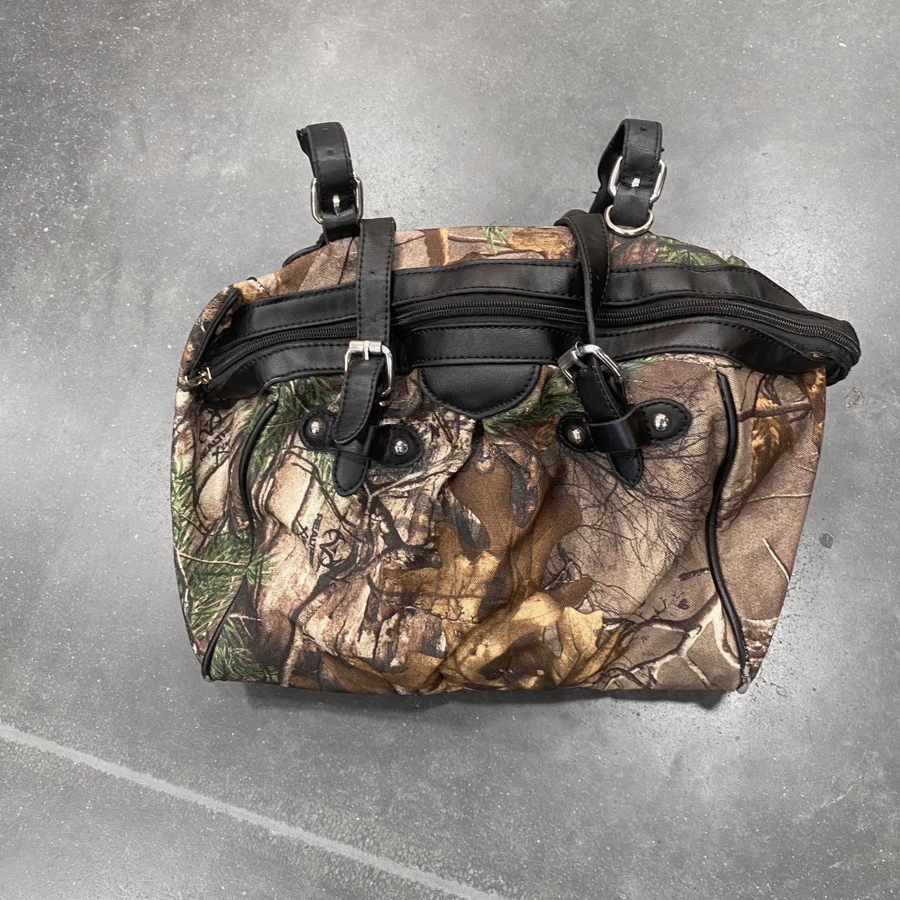 Realtree Camo Purse Early 2000’s, trashy mcbling.... - Depop