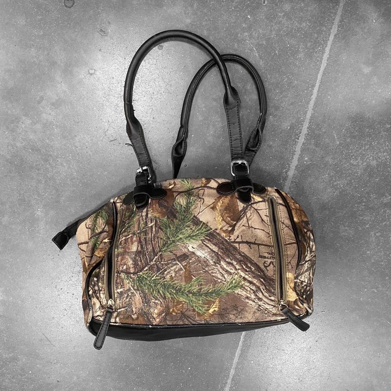 Realtree Camo Purse Early 2000’s, trashy mcbling.... - Depop