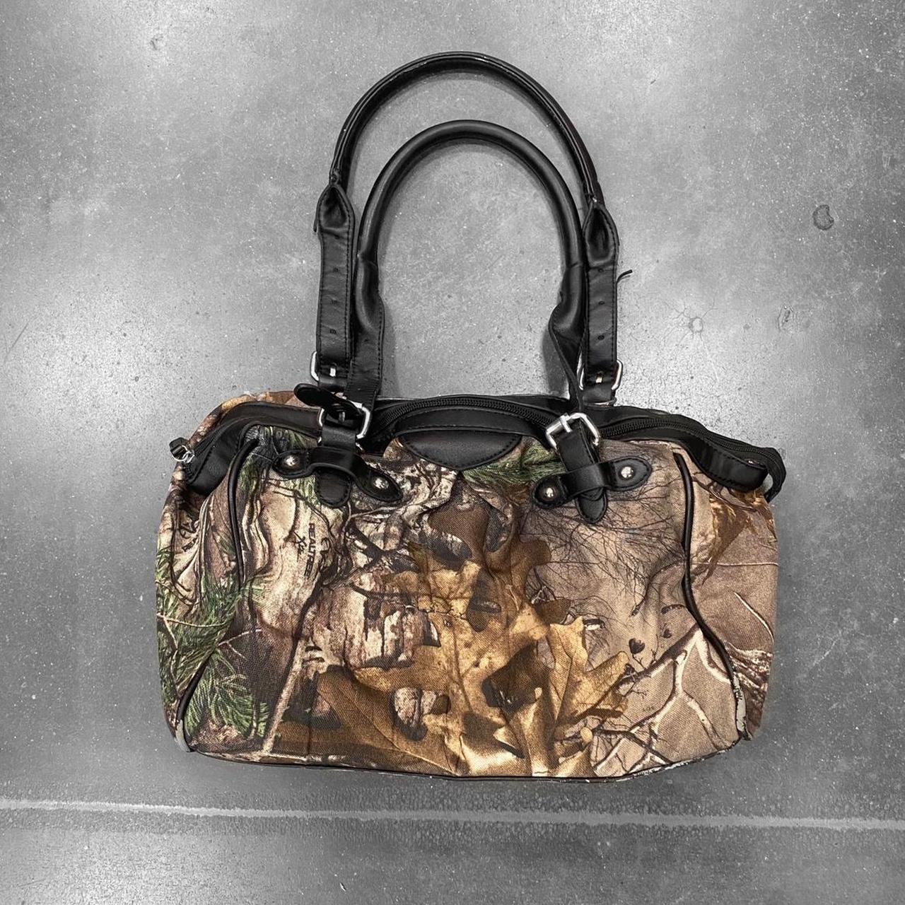 Realtree Camo Purse Early 2000’s, trashy mcbling.... - Depop