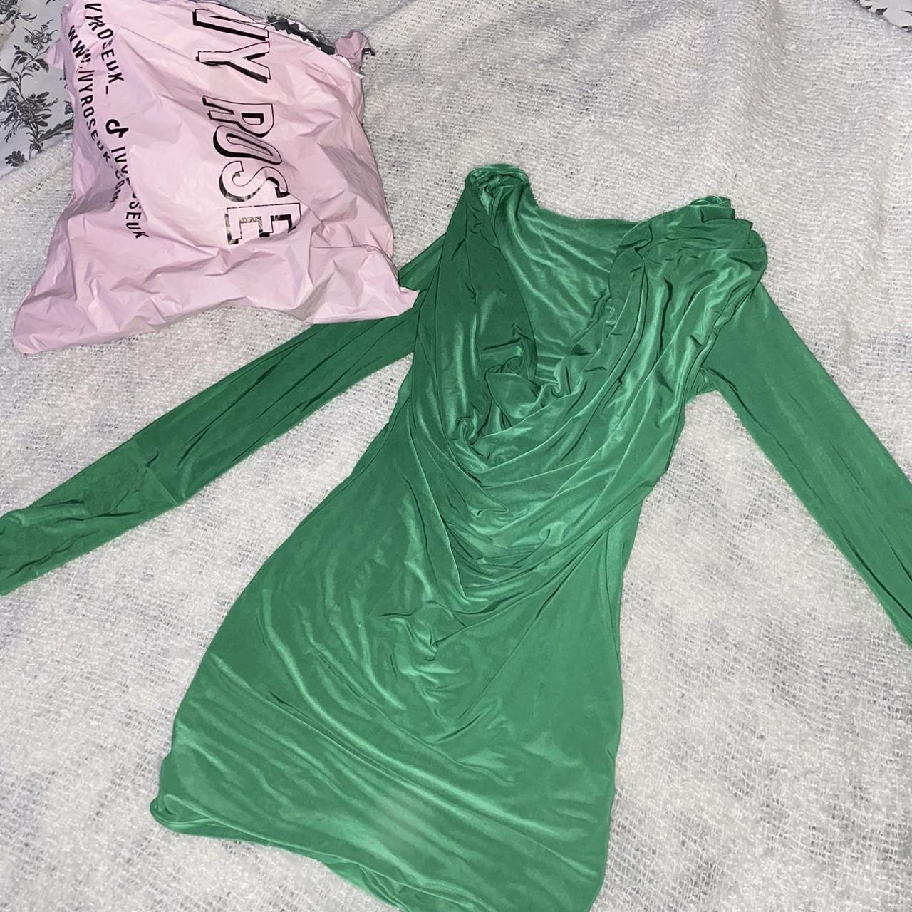 Skims Women's Green Dress | Depop