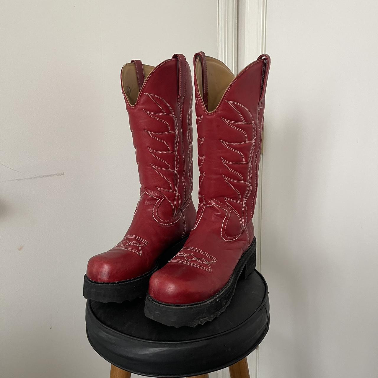 Women's Red and Black Boots | Depop