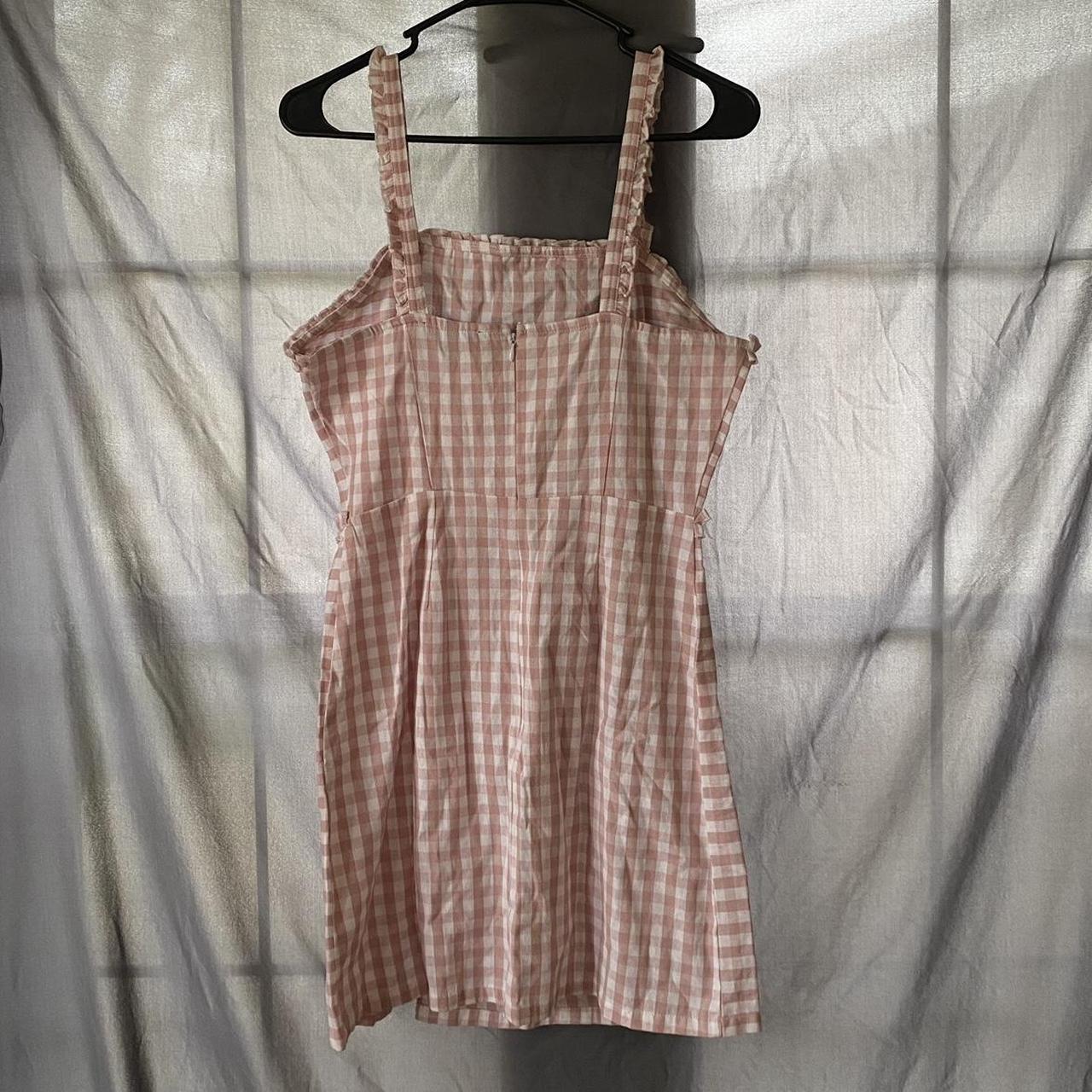 pink graham slip dress #graham #pink #slipdress - Depop