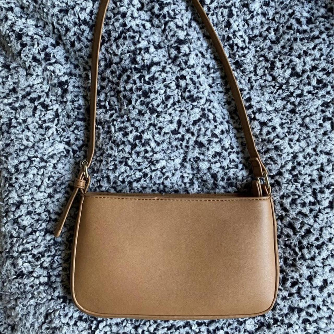 Tan Glassons shoulder bag - adjustable strap... - Depop