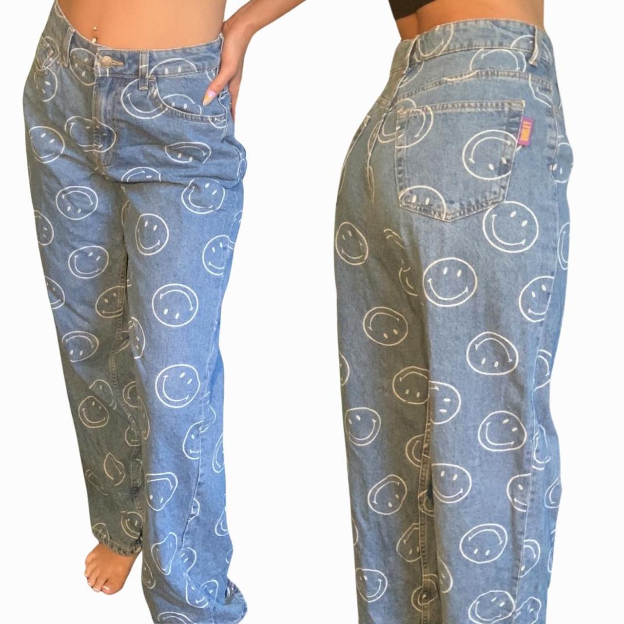 h&m smiley face printed jeans. smiley tag detail on... - Depop