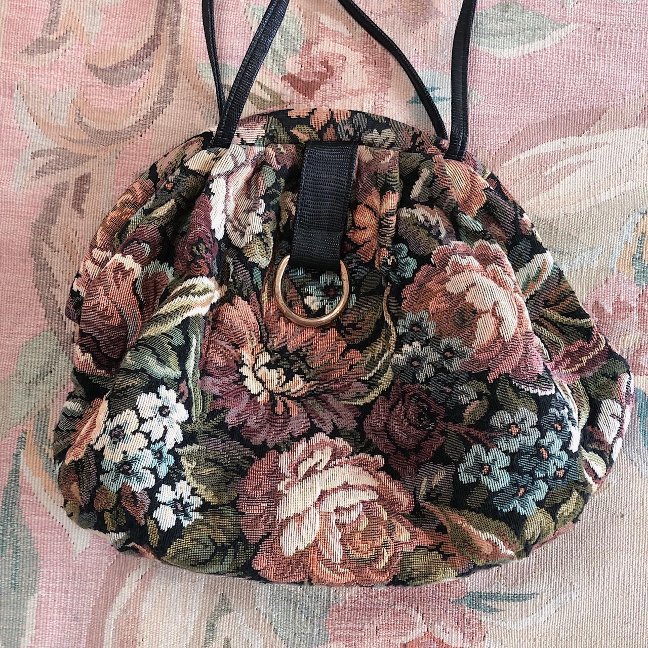 Vintage floral tapestry shoulder bag! Purse features... - Depop