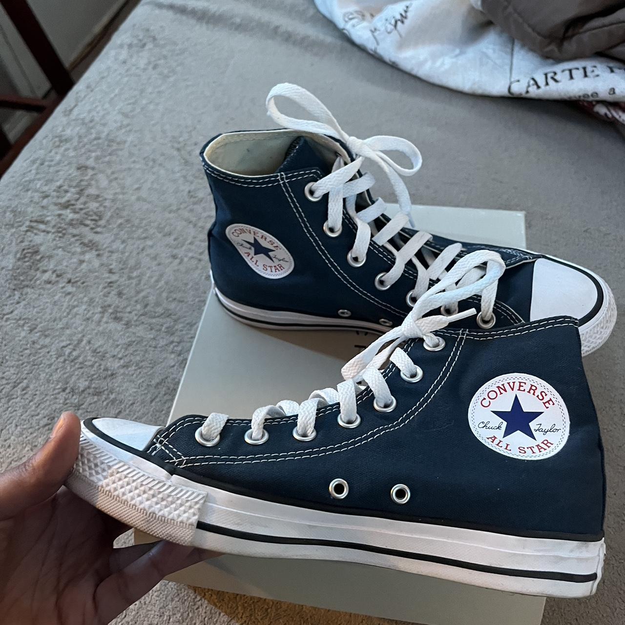 Converse Women's Navy Trainers | Depop