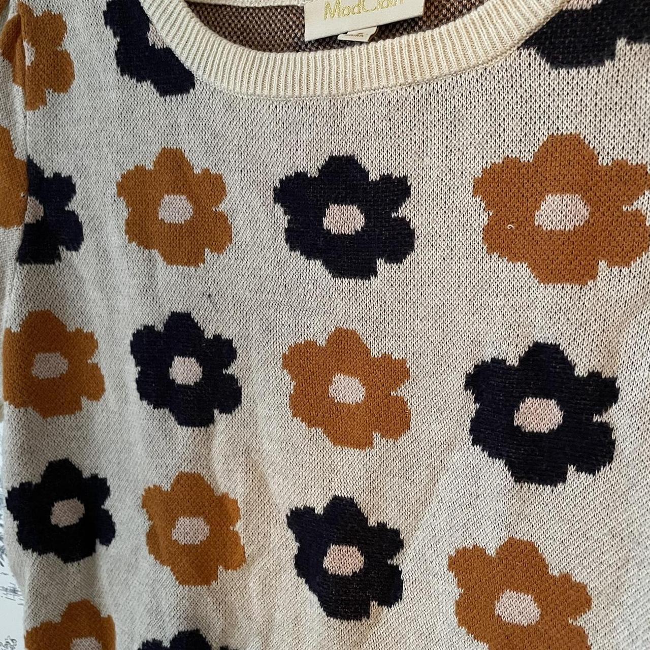ModCloth floral knit short sleeve sweater shirt Size... - Depop