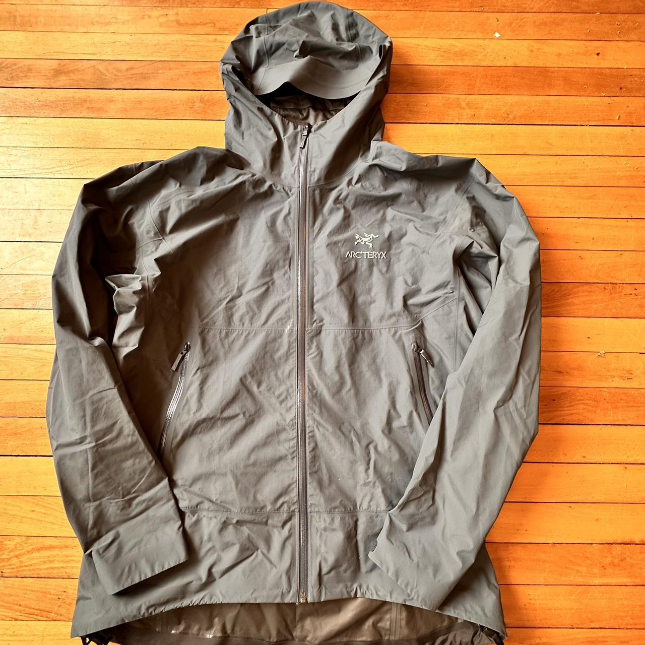 Y2K Arc’Teryx Gore-Tex Shell Jacket 8/10 Condition,... - Depop