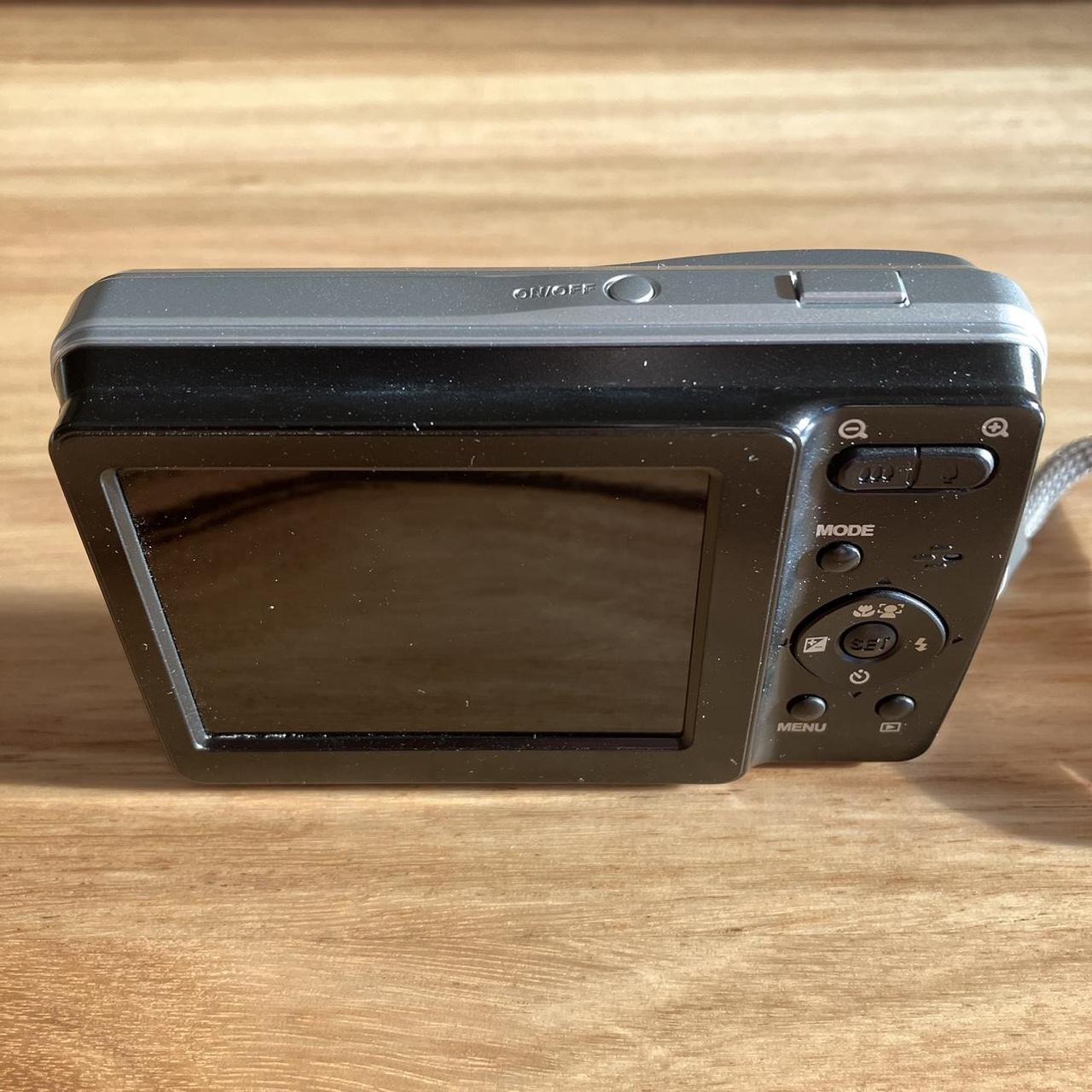 Point & Shoot Digital Camera - Takes AA batteries... - Depop