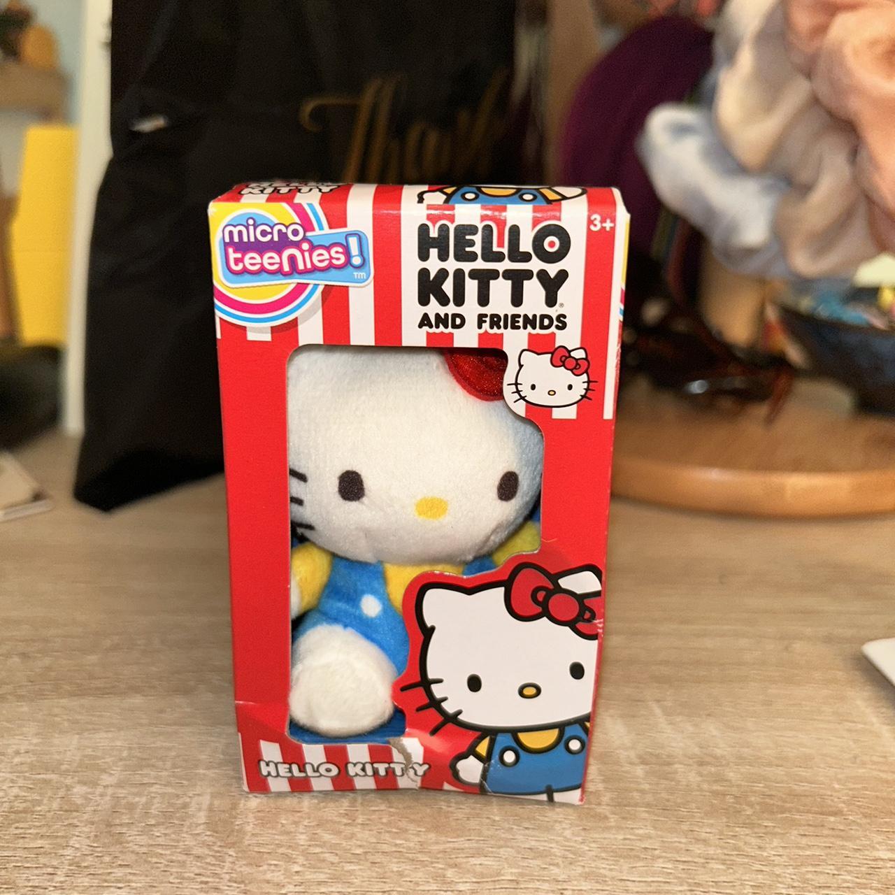 mini hello kitty blind box (with hello kitty!) took... - Depop