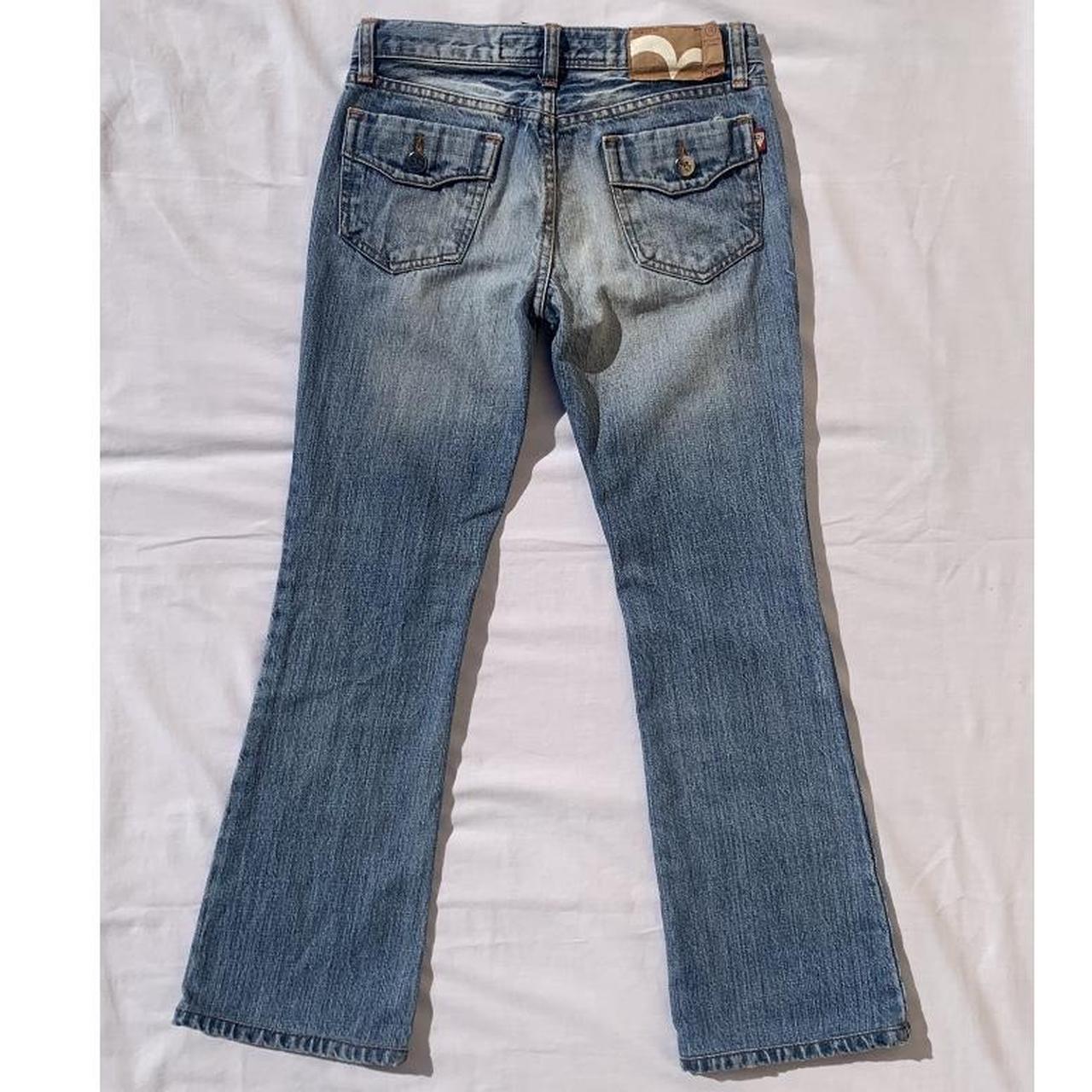 y2k low waisted jeans, made in 2004 these jeans run... - Depop