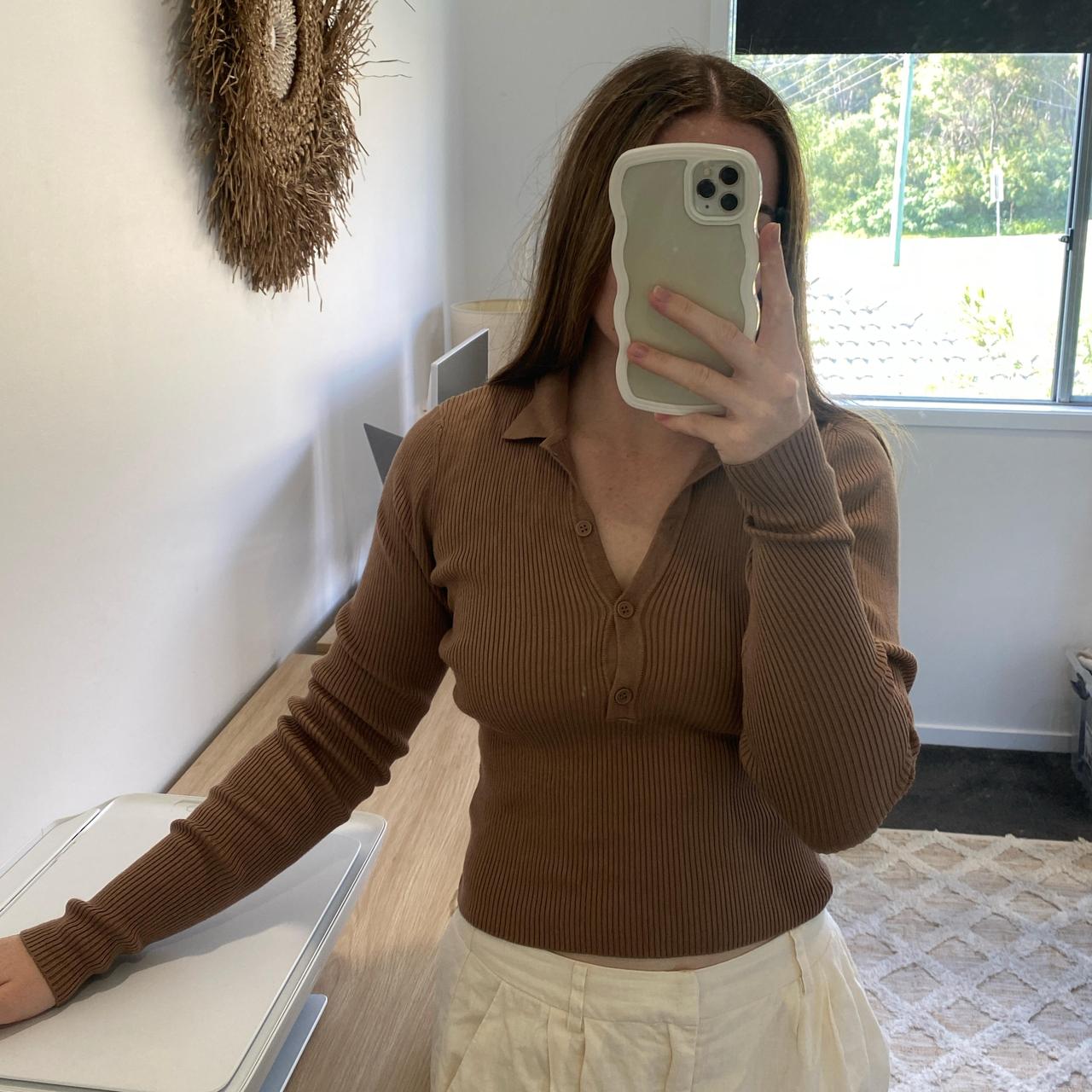 Glassons brown knit top - Depop