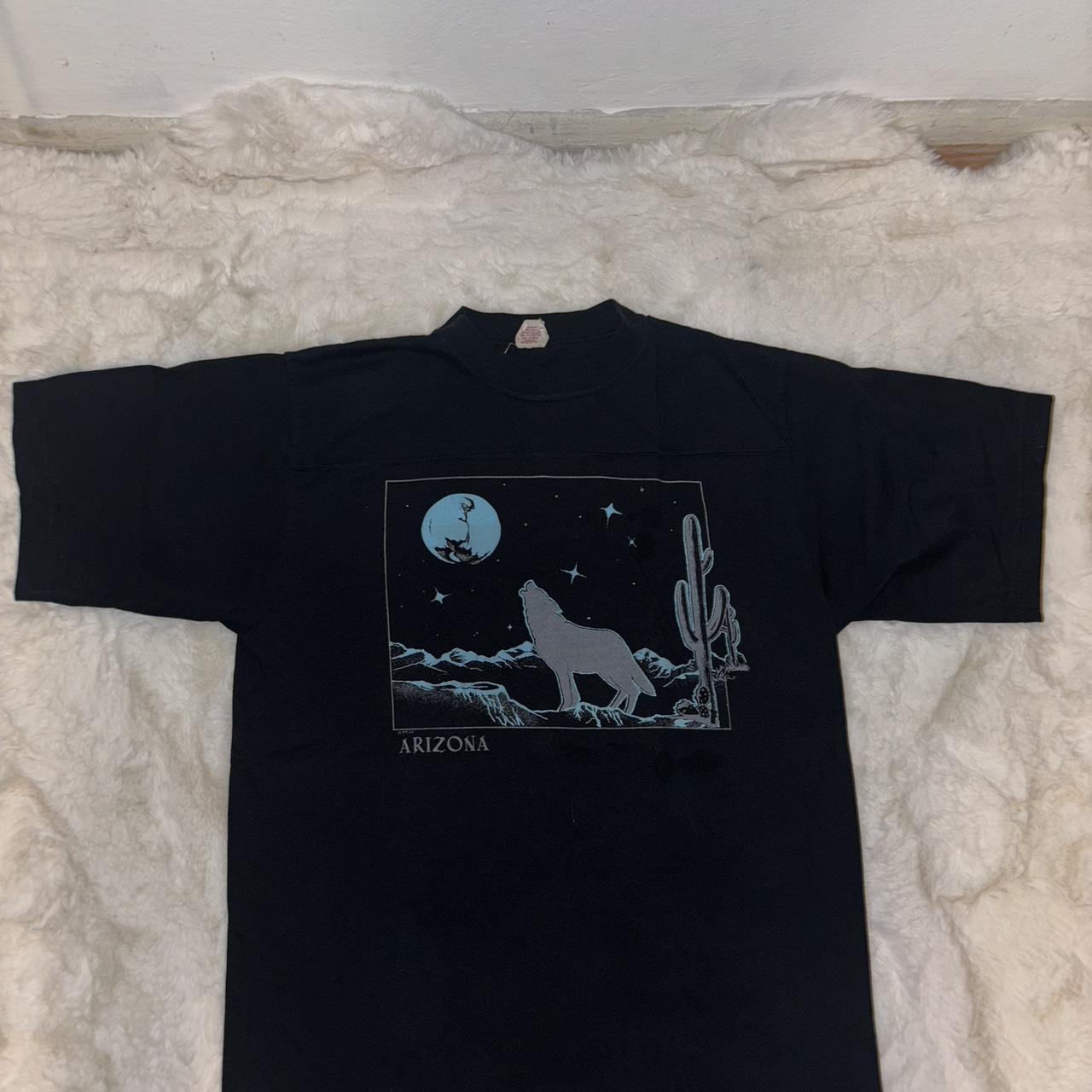 Arizona Wolf Tee Size Medium - Depop