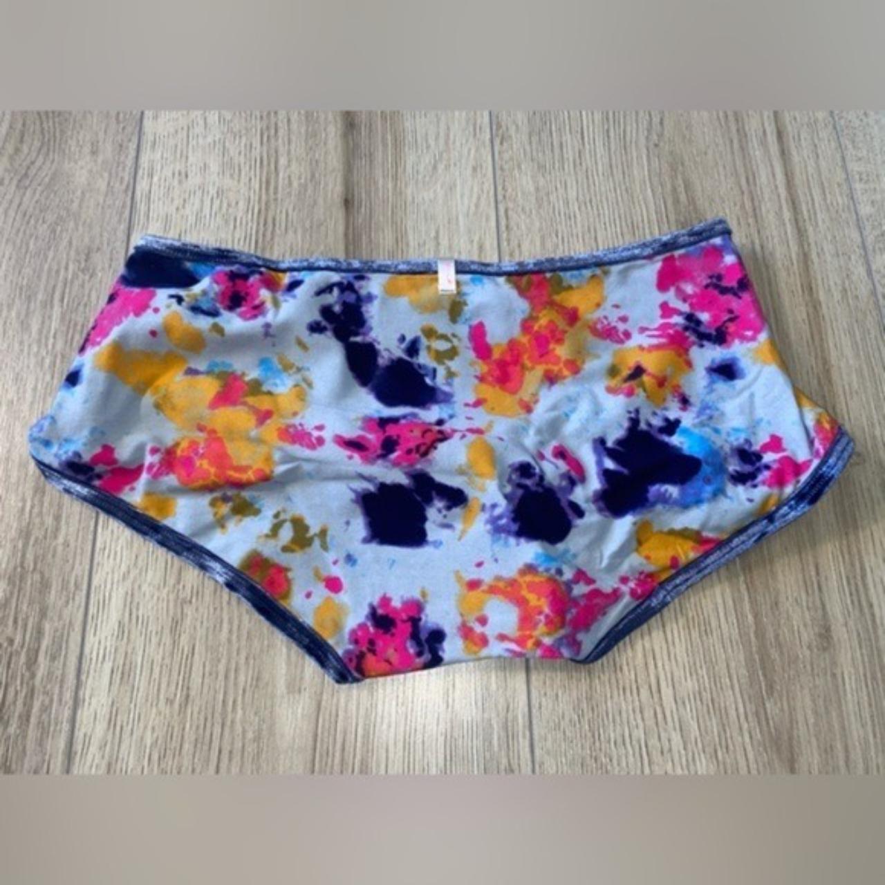 victorias secret pink thong panty open to bundles... - Depop