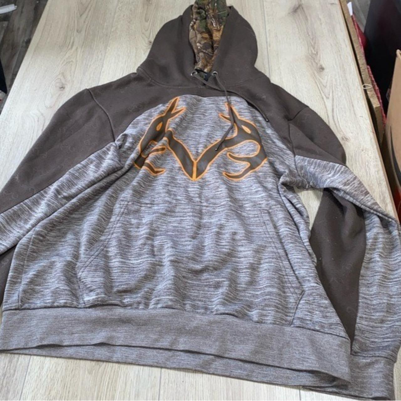 realtree hoodie sweatshirt open to bundles and... - Depop