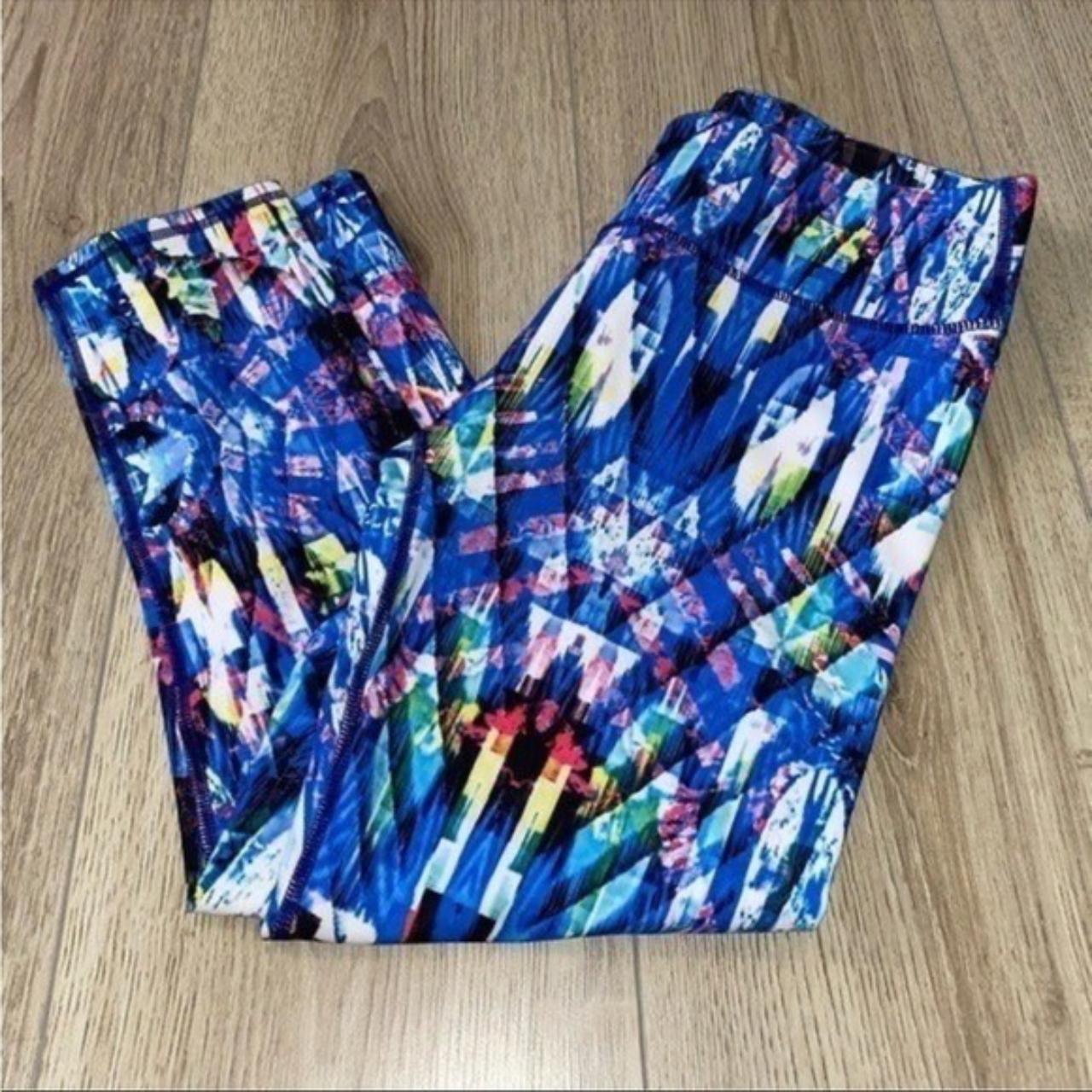 fabletics leggings tights open to bundles and... - Depop