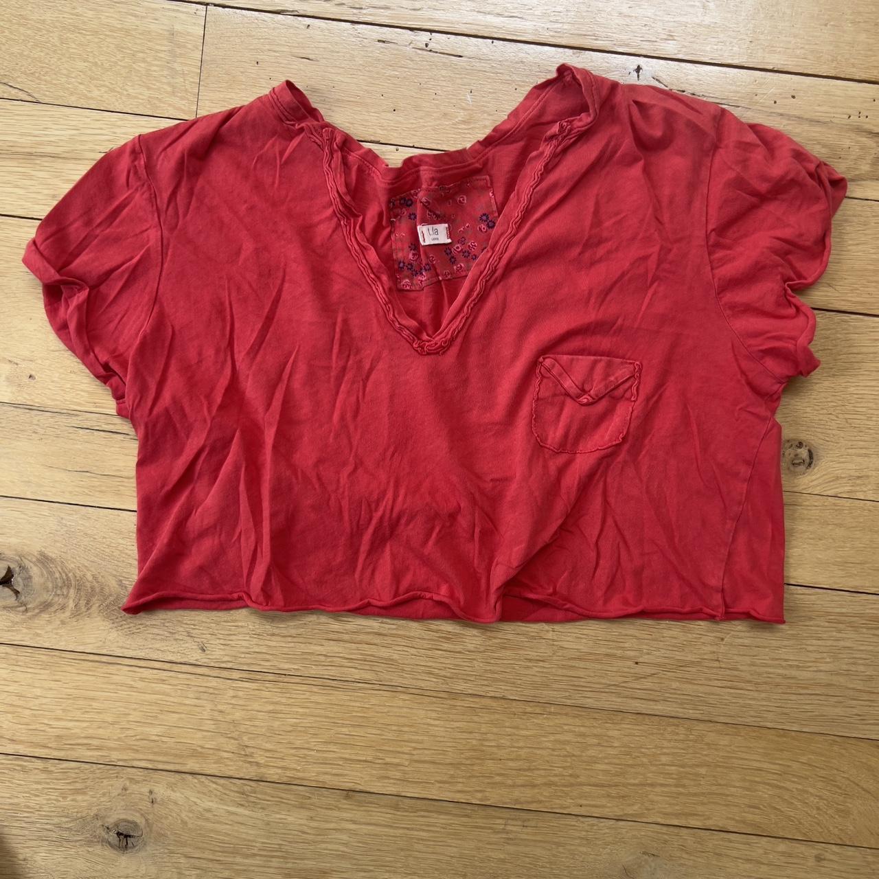 T.la cropped red tee - Depop