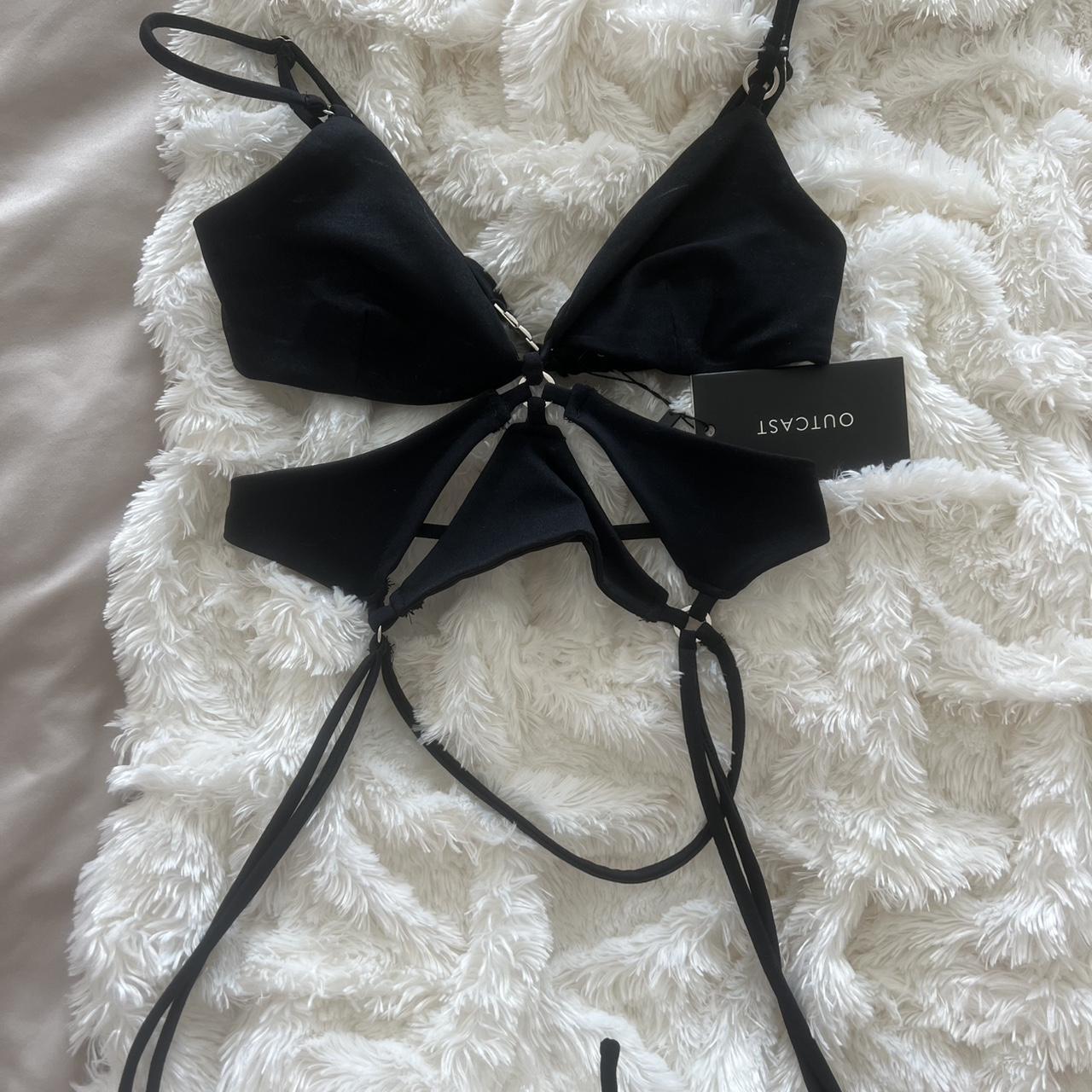 SUPER CUTE OUTCAST TOP never worn, NWT sold out on... | Depop