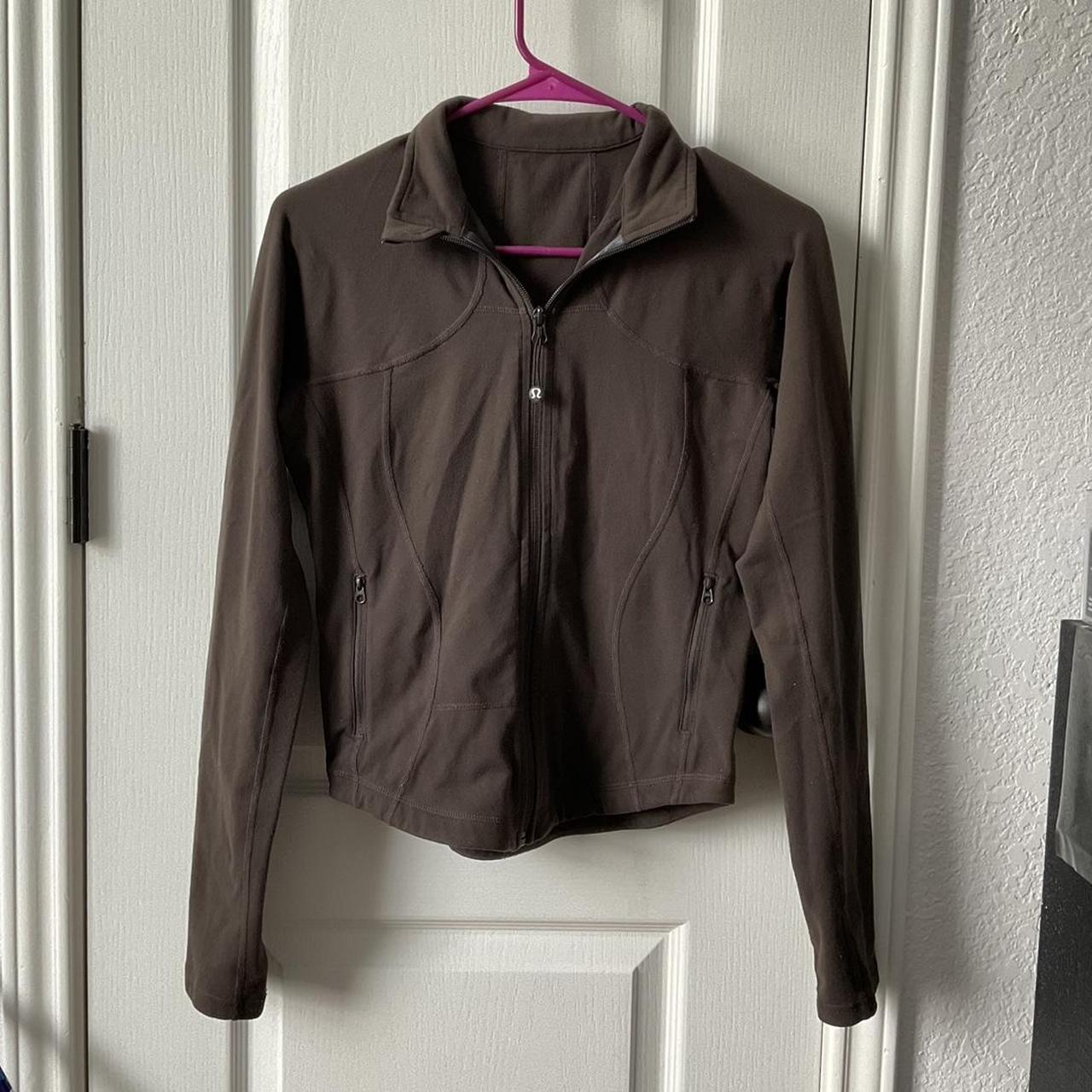 Lululemon Shape Up Jacket (before the Throwback) in... - Depop