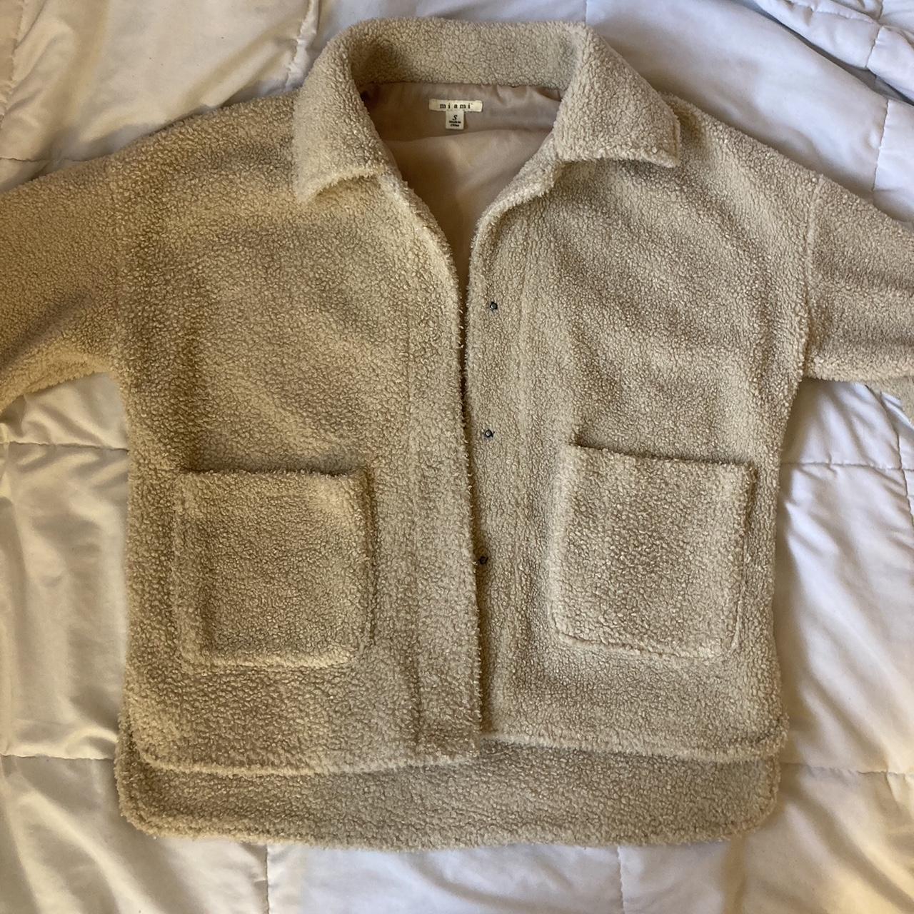 Beige teddy bear coat Fits size S-M - Depop