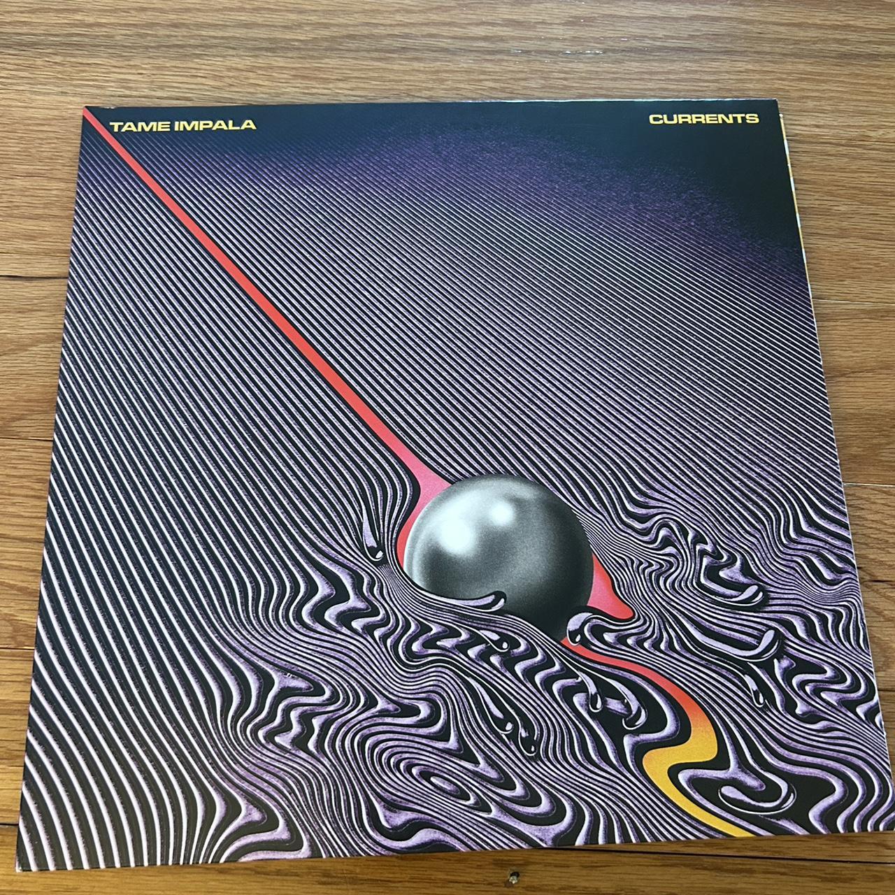 TAME IMPALA VINYL CURRENTS (2LP) Excellent condition - Depop