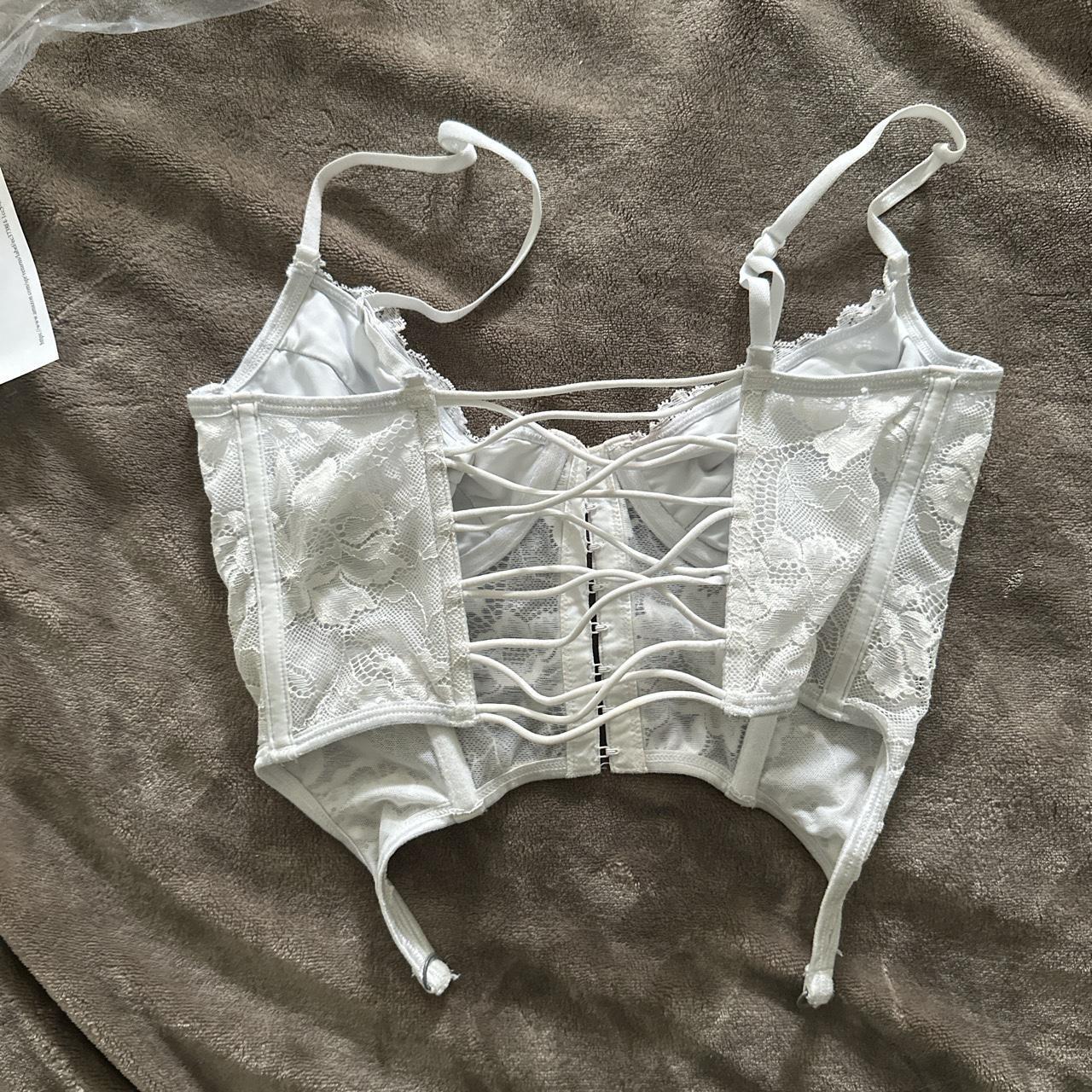 Glassons corset set! This top is so cute, my chest... - Depop