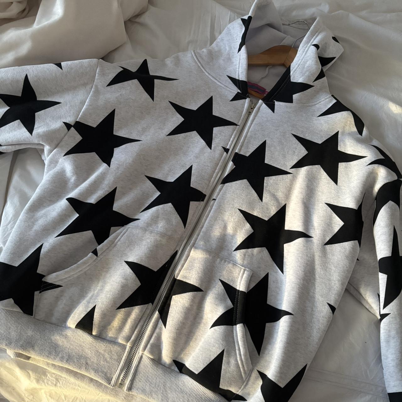 Edikted star zip up hoodie, size M/L. Never worn,... - Depop