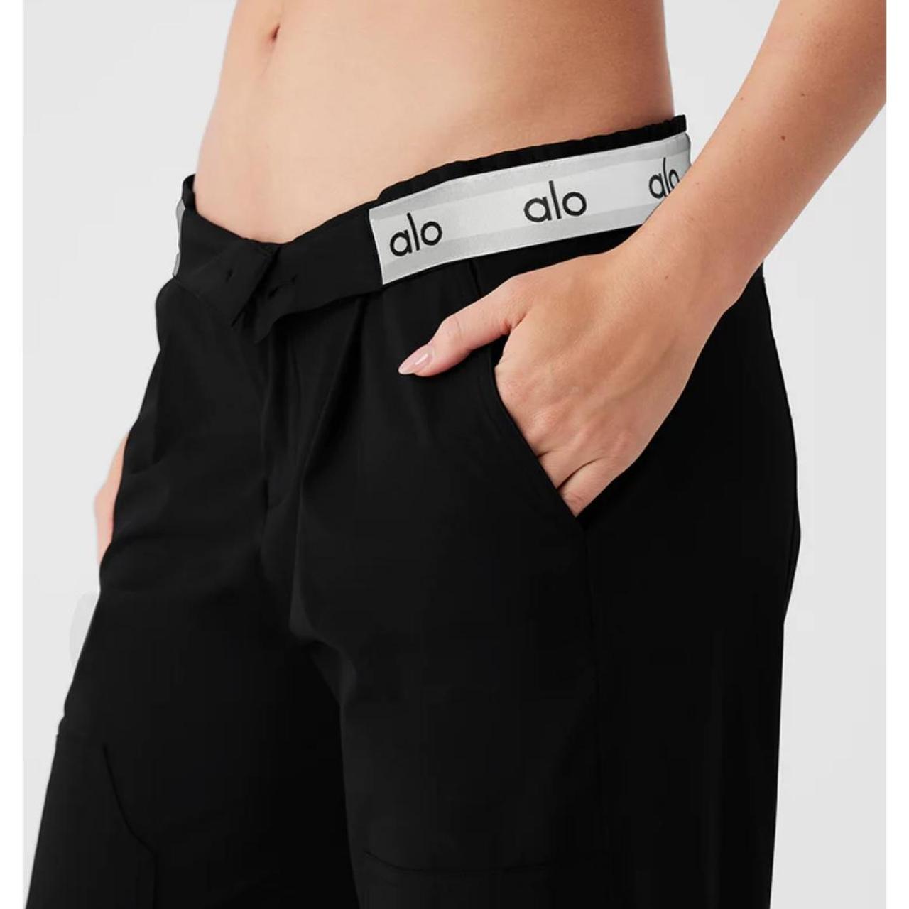 ALO flip it trousers. I don’t wear them folded but... - Depop