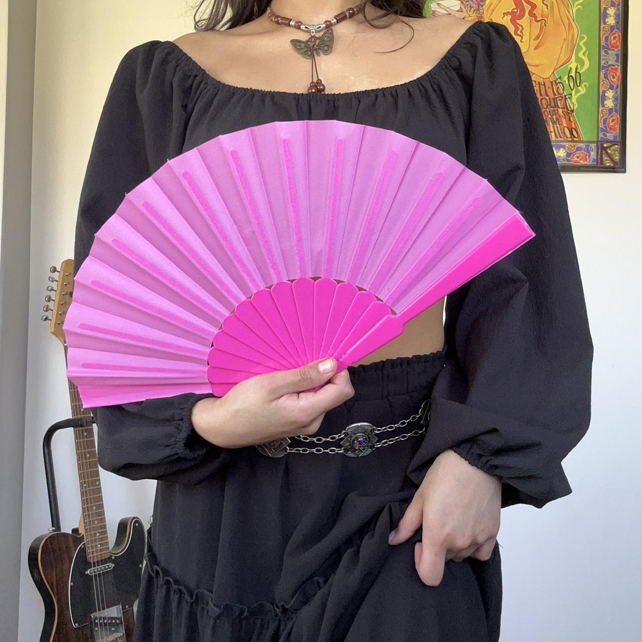 Hot pink hand fan 🎀🩷 This would be perfecttt for a... - Depop
