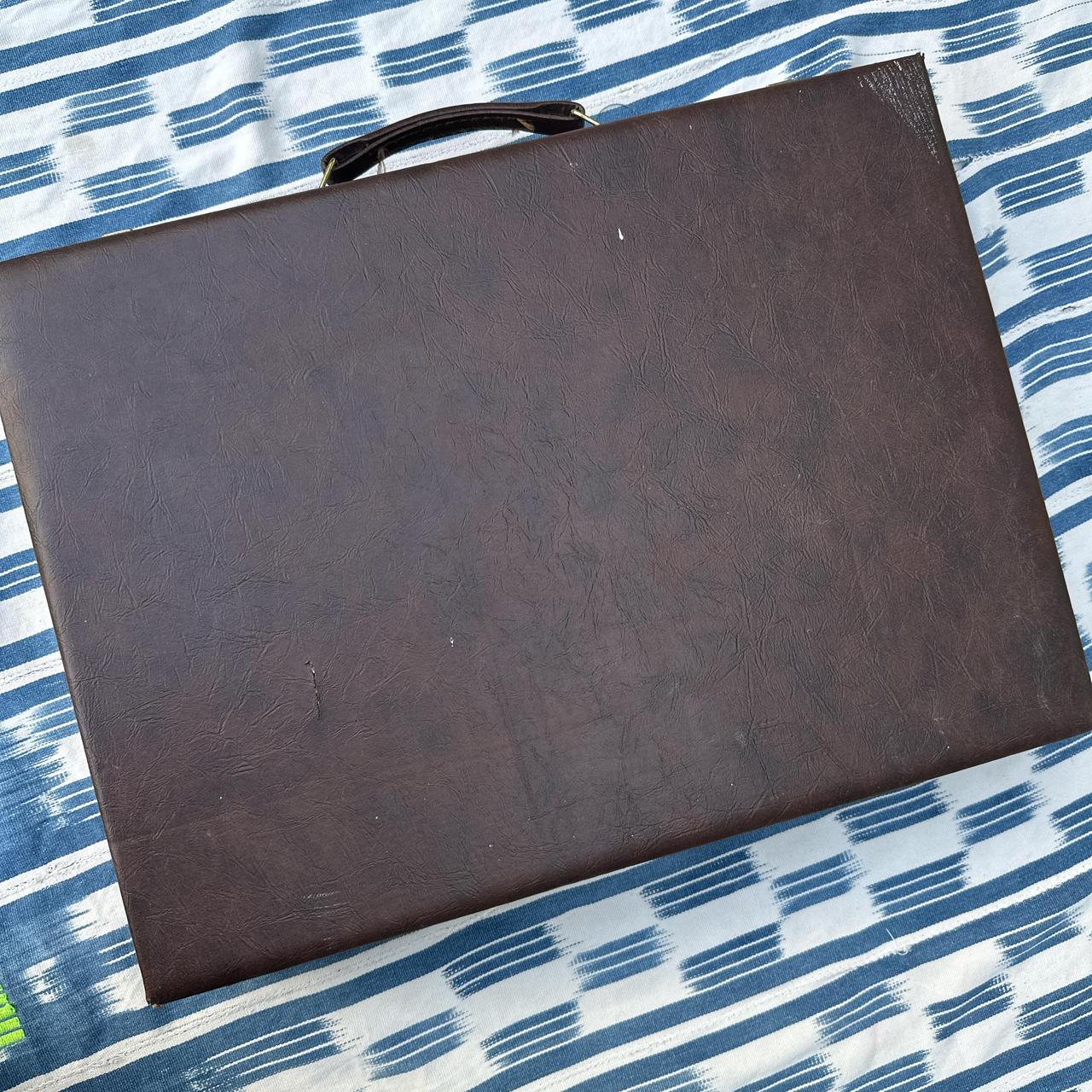 Vintage Crisloid backgammon board. Bakelite... - Depop